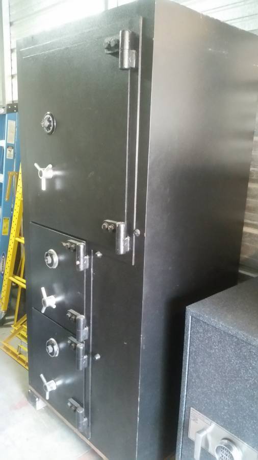 Used Safes - Boswell Safes & Vault Co.