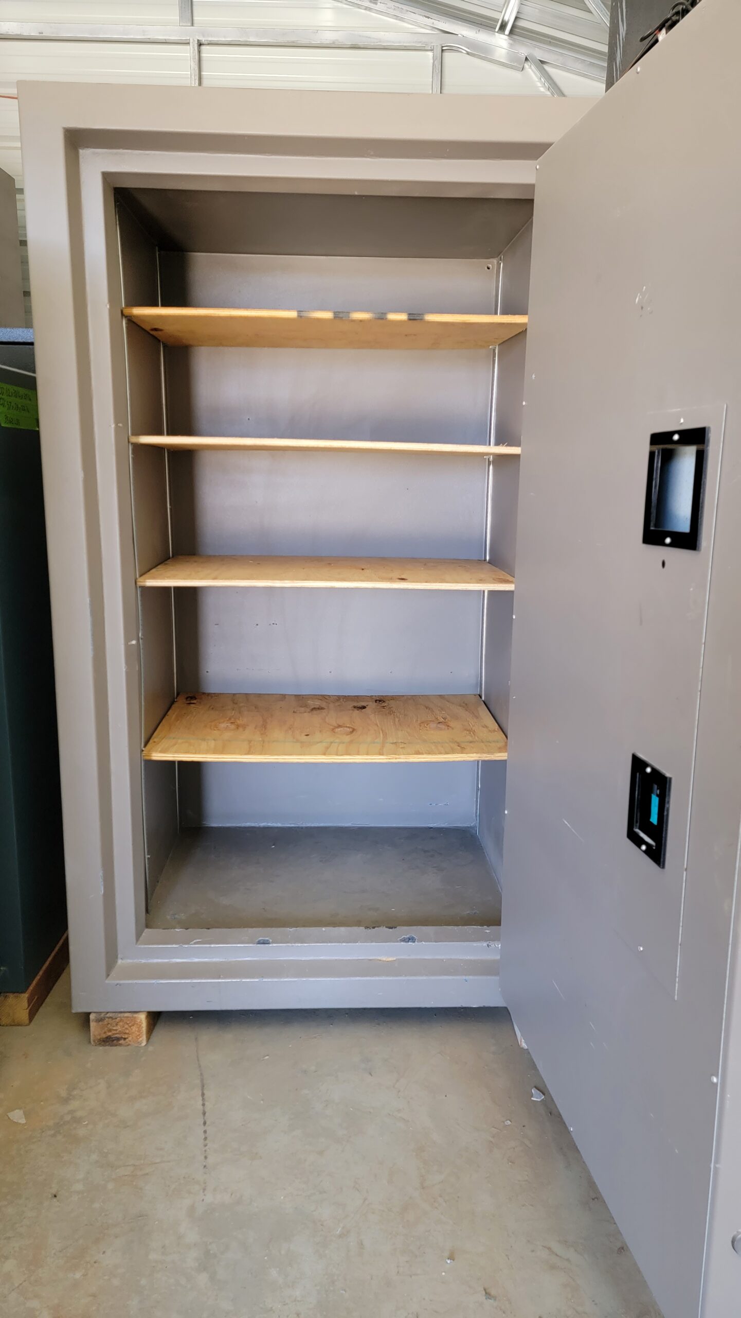 Diebold TRTL-30X6 Ultra High Security Safe