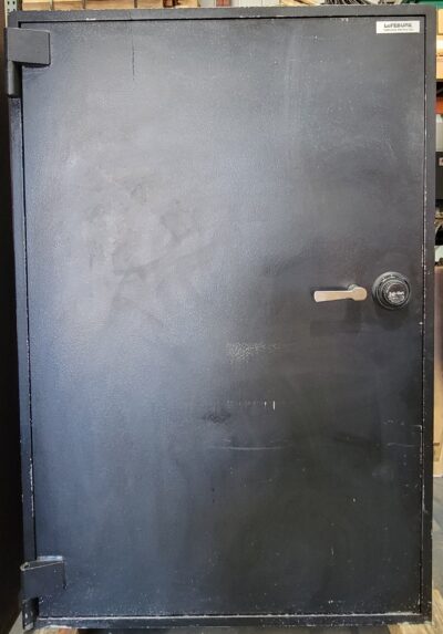 LeFebure TL-15 Safe with Lockers