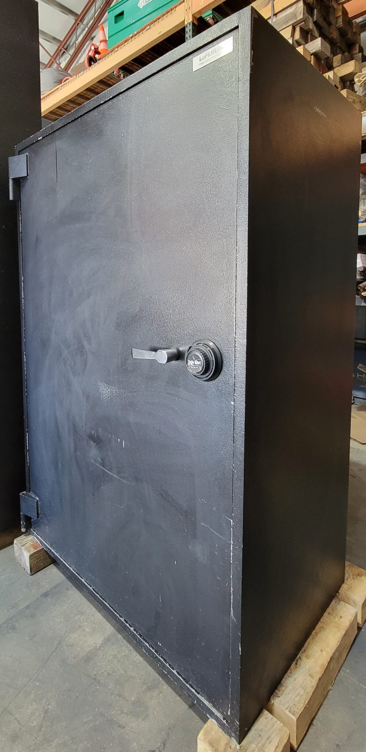 LeFebure TL-15 Safe with Lockers