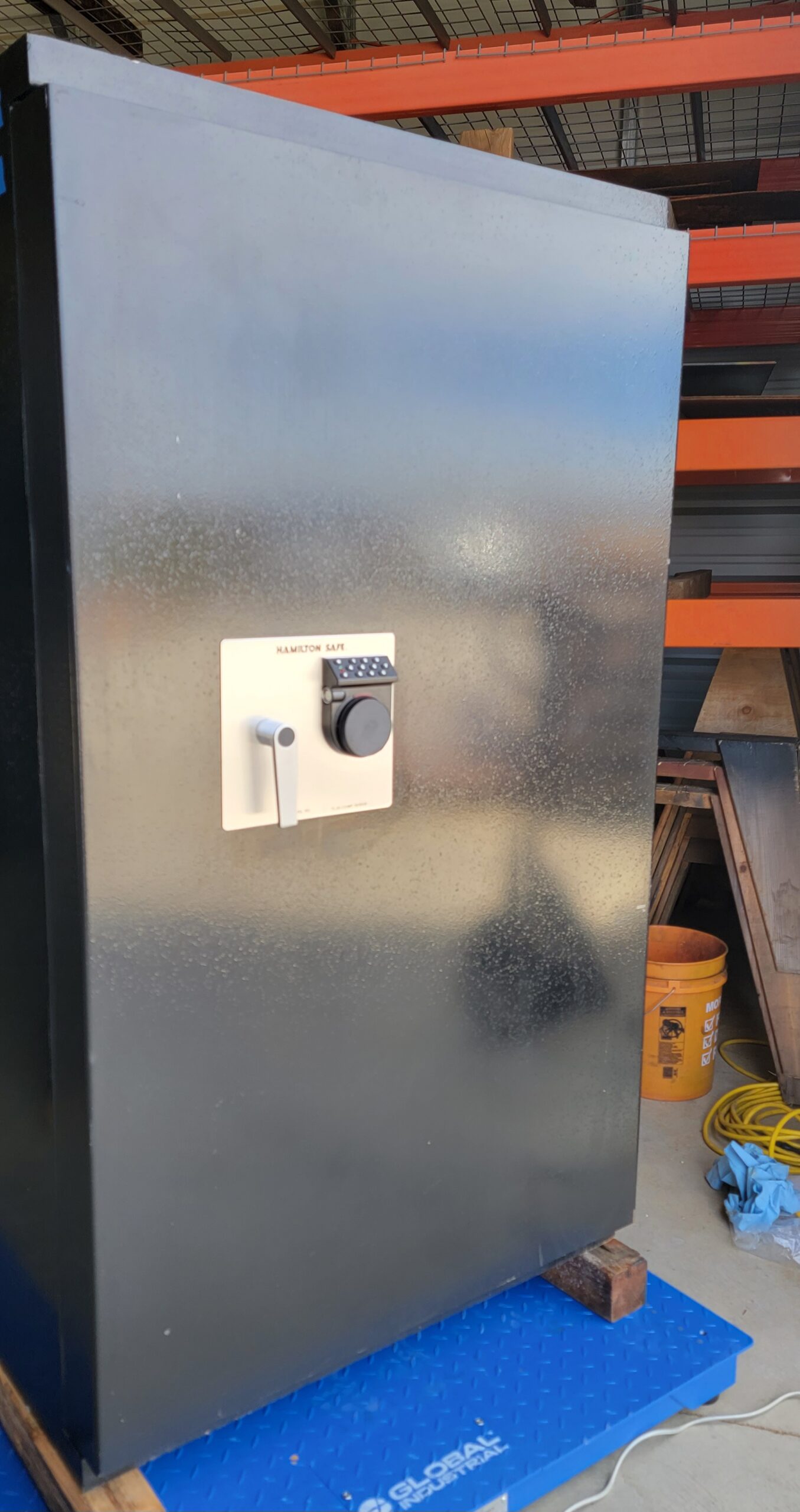 Refurbished Hamilton Composite Body TL-30 Safe