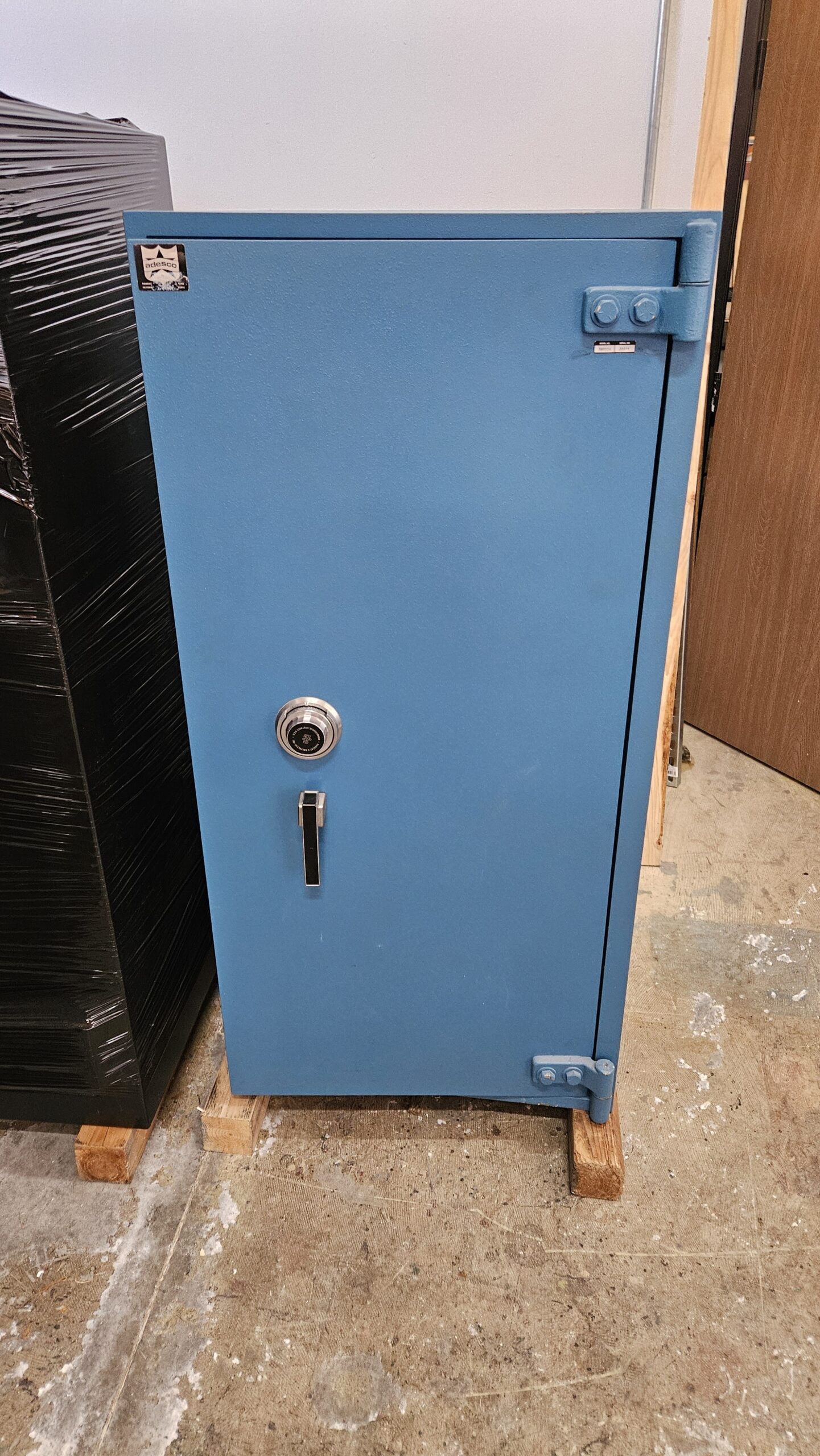 Adesco Plate Body TL-30 Safe