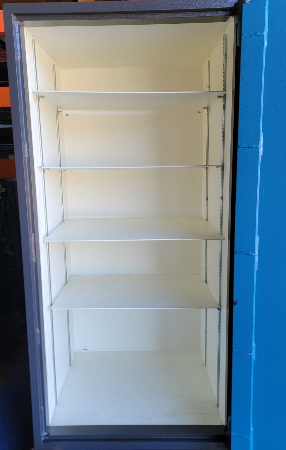 Adesco Plate Body TL-30 Safe