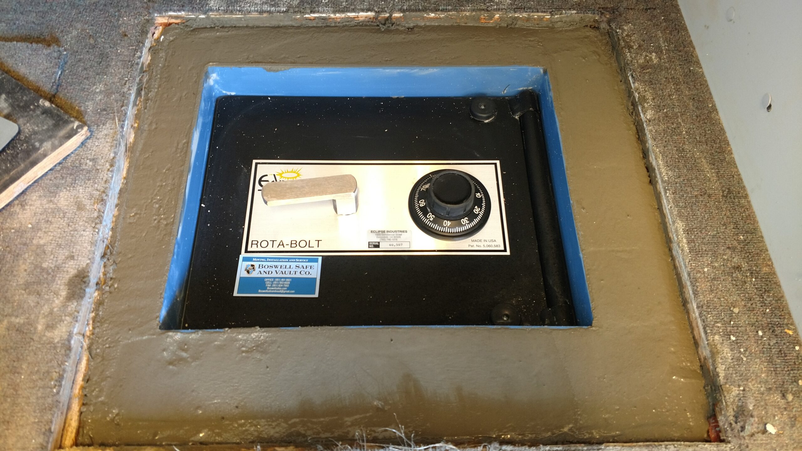 7 Advantages of Installing a Floor Safe in Your Home