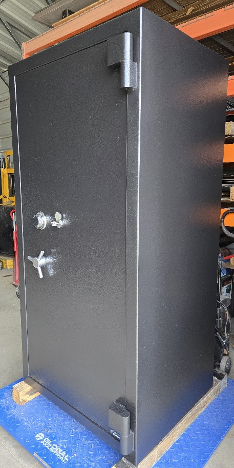 Amsec Amvault CF6528 Composite Body TL-30 Safe - Refurbished