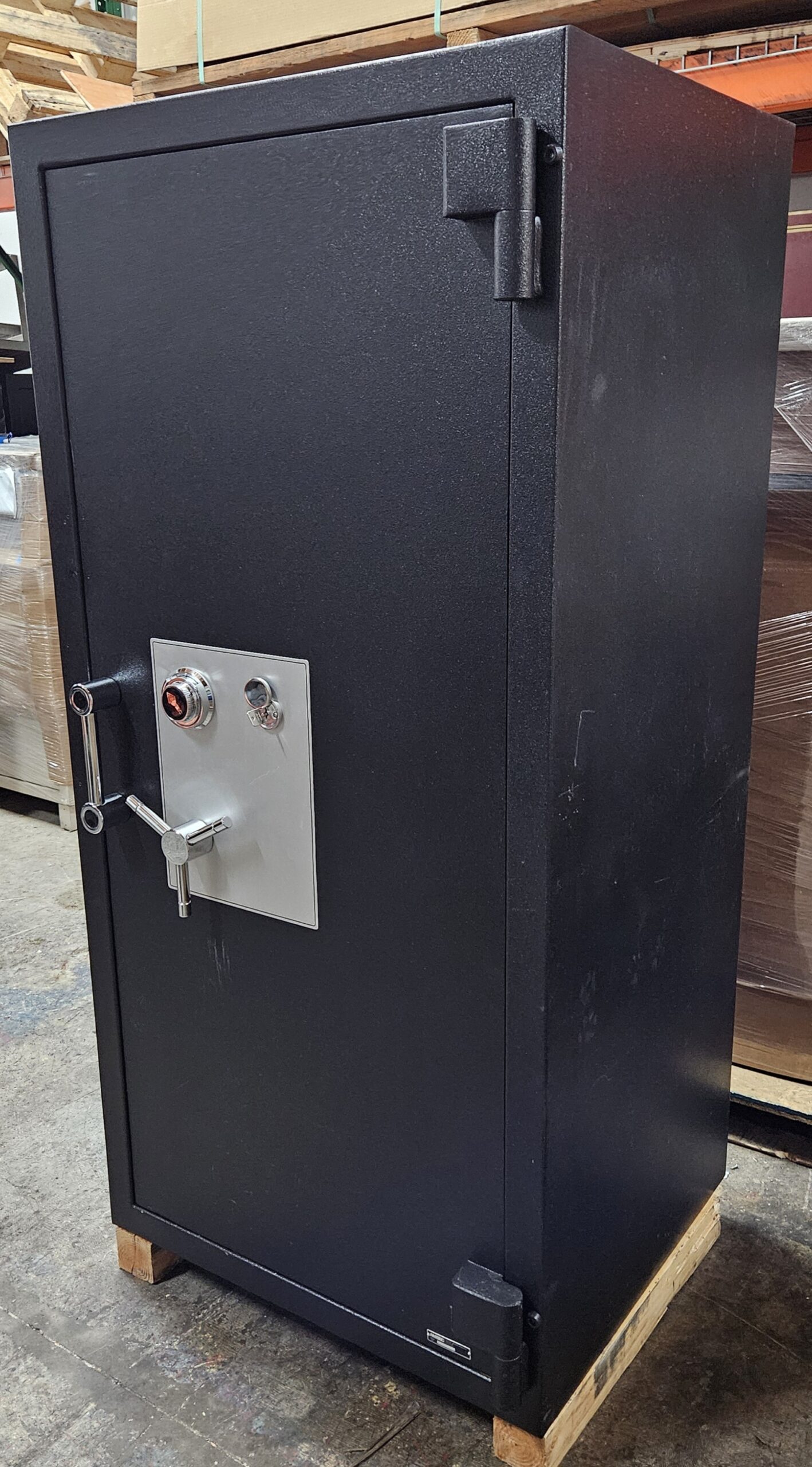 Amsec CF6528 High Security Composite Body TL-30 Safe
