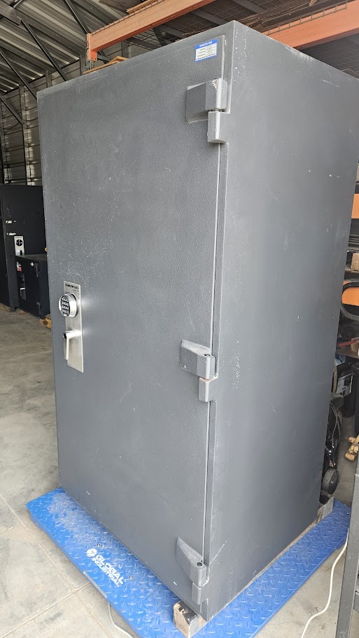 Hamilton Plate Body TL-15 Safe - 20 Inner Lockers