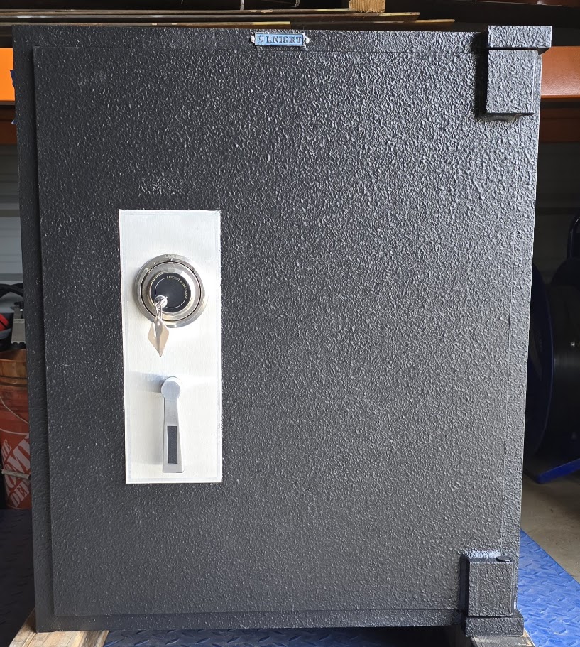 Knight Plate Body TL-15 Safe (Small)- Refurbished